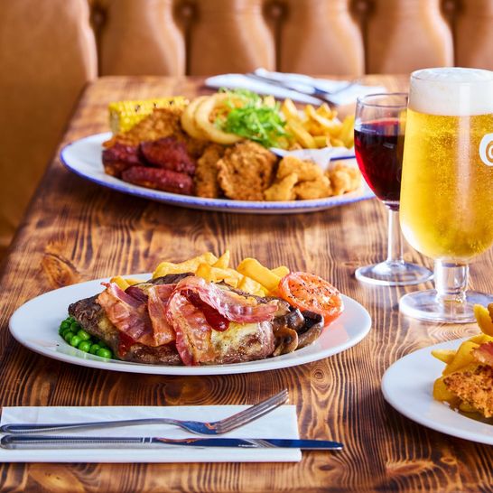 The Old Lane in Chippenham - Pub & Restaurant